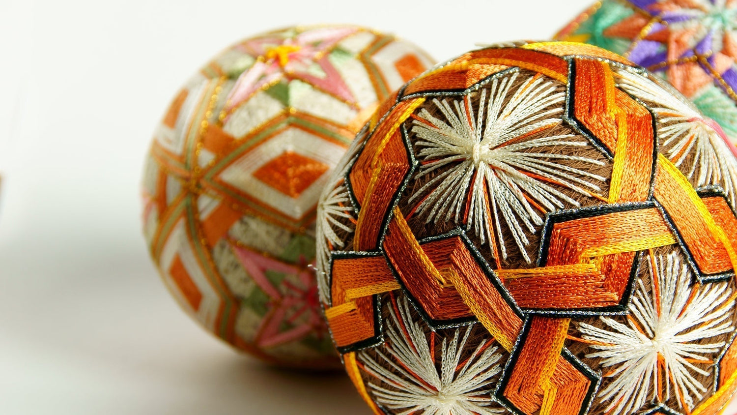 Temari: The Japanese Art of Embroidered and Symbolic Balls – Ikigai-Box
